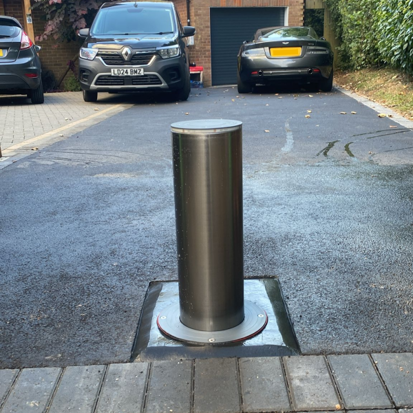 Eco Rise Wireless Battery Powered Automatic Bollard - Supply ...