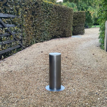 Warrior Rise Automatic Bollard (600mm) - Complete Kit | Domestic ...