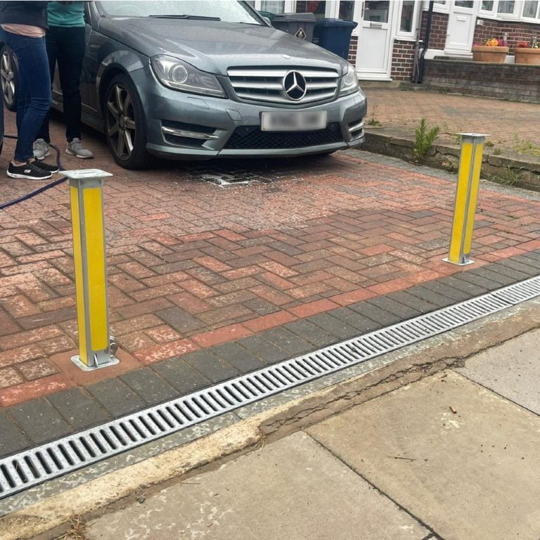 Driveway Bollards & Posts | Bollard Security