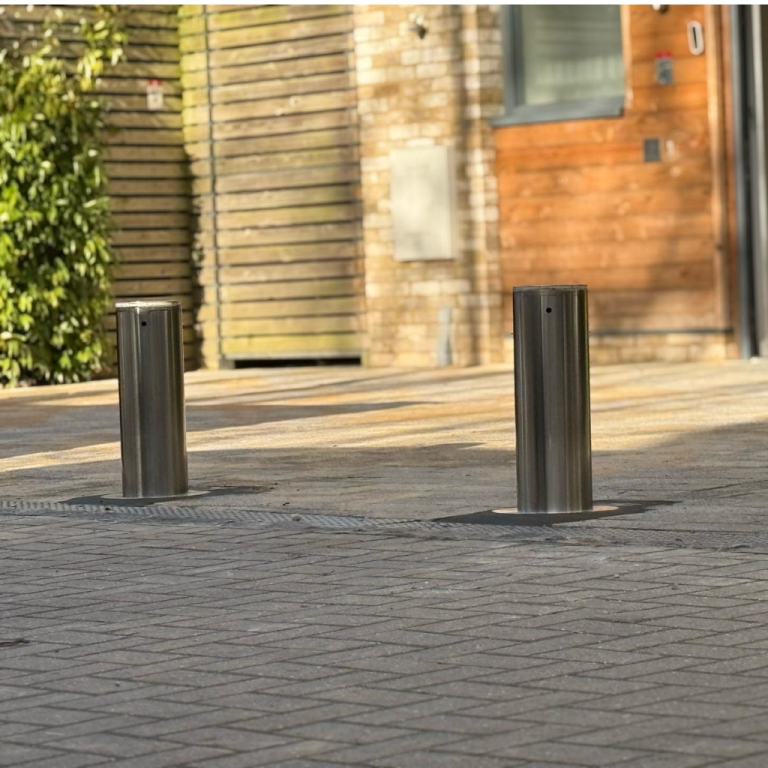 Eco Rise Wireless Battery Powered Automatic Bollard - Supply ...